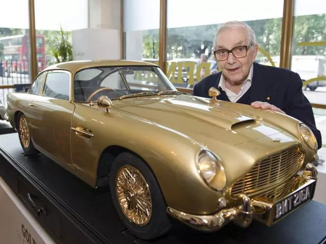 Ang Aston Martin DB5 nga Naputos sa Bulawan, Nanguna sa Auction 62488_2