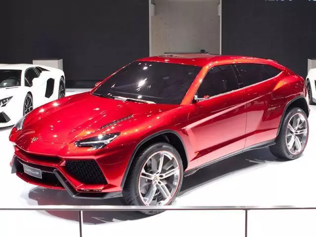 SUV Lamborghini Urus Bayi Ni Ọjọ Ifihan Iṣiṣẹ Kan 62540_1