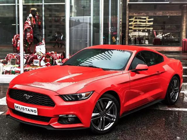 Ford ishaka rwose abadandaza gusunika EcoBoost ya Mustang 62718_1