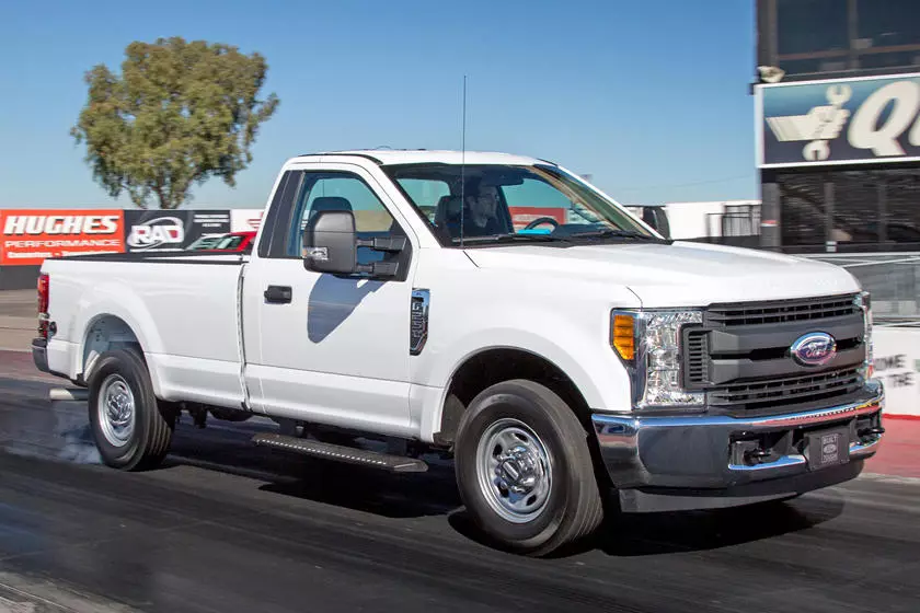 54000 فورد F-250 ۋە F-350 يۈك ماشىنىلىرى خاتا قۇيرۇق قىسمىغا قارىتا تەكشۈرۈلۈۋاتىدۇ 62939_5