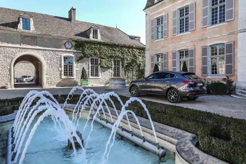 Nyopir Maseratis Saka Paris menyang Monte Carlo: Perjalanan Penemuan 63056_24