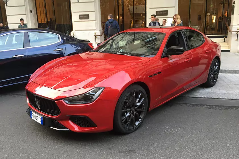 Jazda na Maserati z Paríža do Monte Carla: Cesta za objavmi 63056_7