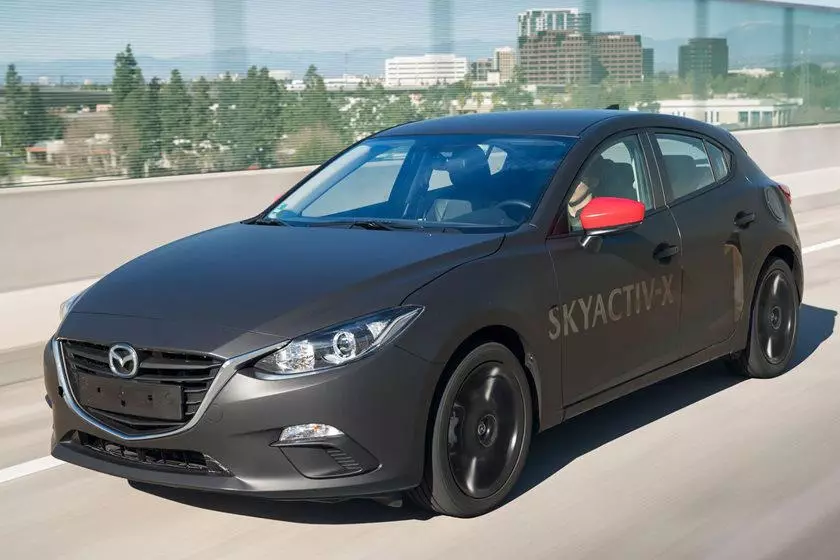 LEKIÐ: SkyActiv-X vélarafl frá Mazda 63339_4