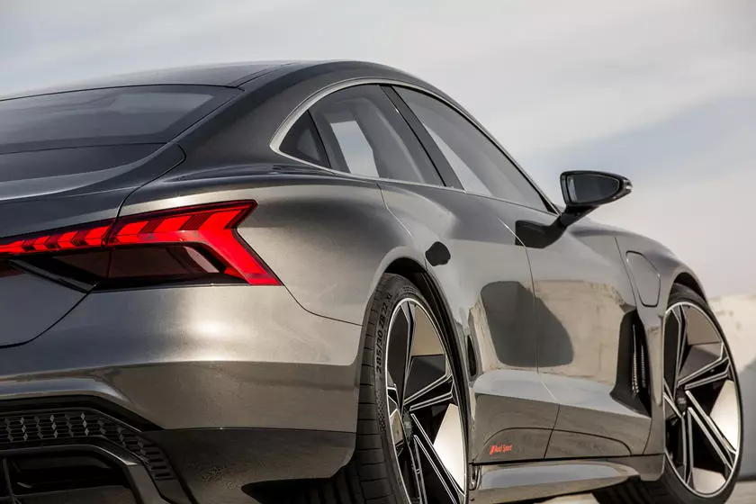 Onyesho la Kwanza LA Audi e-tron GT Concept Ni Sherehe Kubwa 63354_11