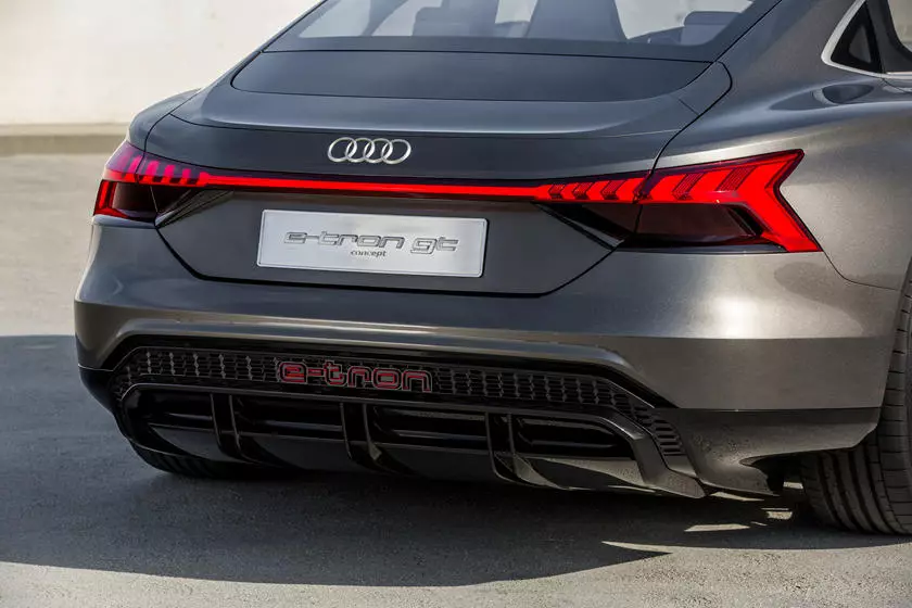 Debutimi i Audi e-tron GT Concept në LA është një festë e madhe 63354_19