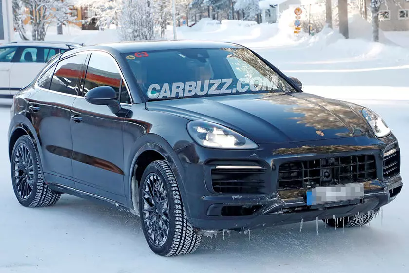 Porsche Cayenne Coupé si prepara a combattere la BMW X6 63402_1