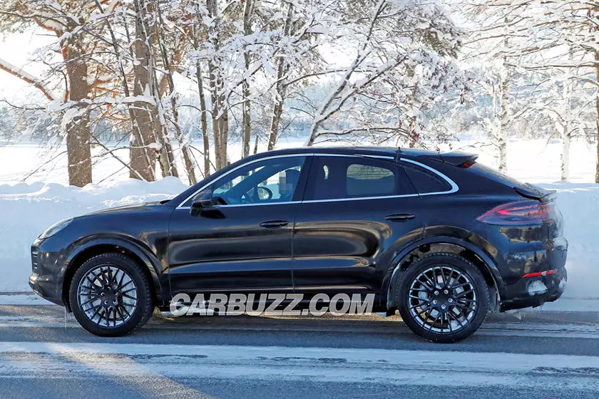 Porsche Cayenne Coupé si prepara a combattere la BMW X6 63402_3