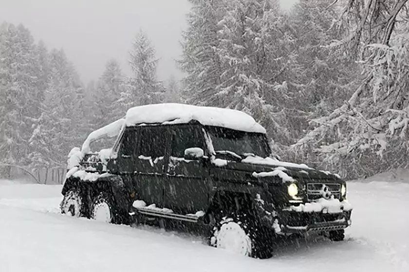 Mighty Mercedes G63 6x6 ને અંતે હાર મળી છે 63594_3