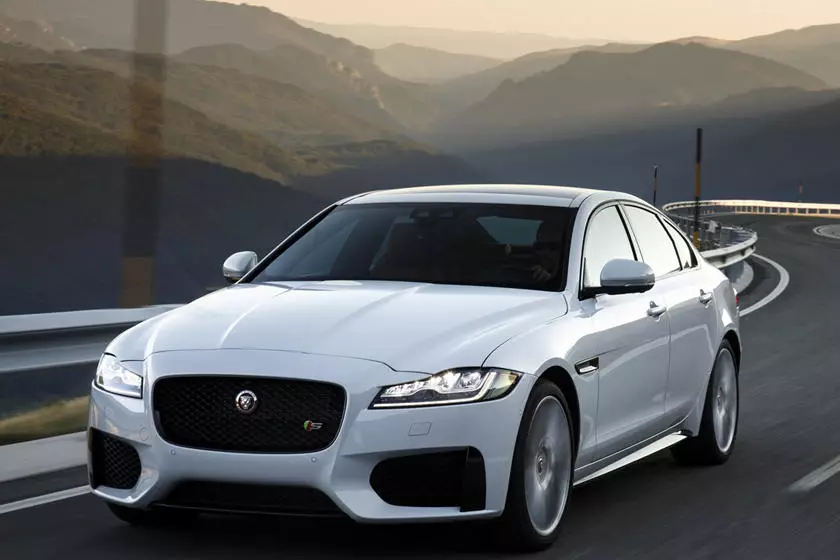 Jaguar Land Rover đối mặt với khoản lỗ tài chính lớn 63652_7