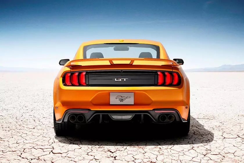 Ford e re e Ncha ea 7.3-Liter V8 e ka kena Mustang le Raptor 63739_3