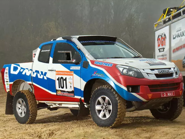 Isuzu ruošia D-Max Dakarui 63758_1