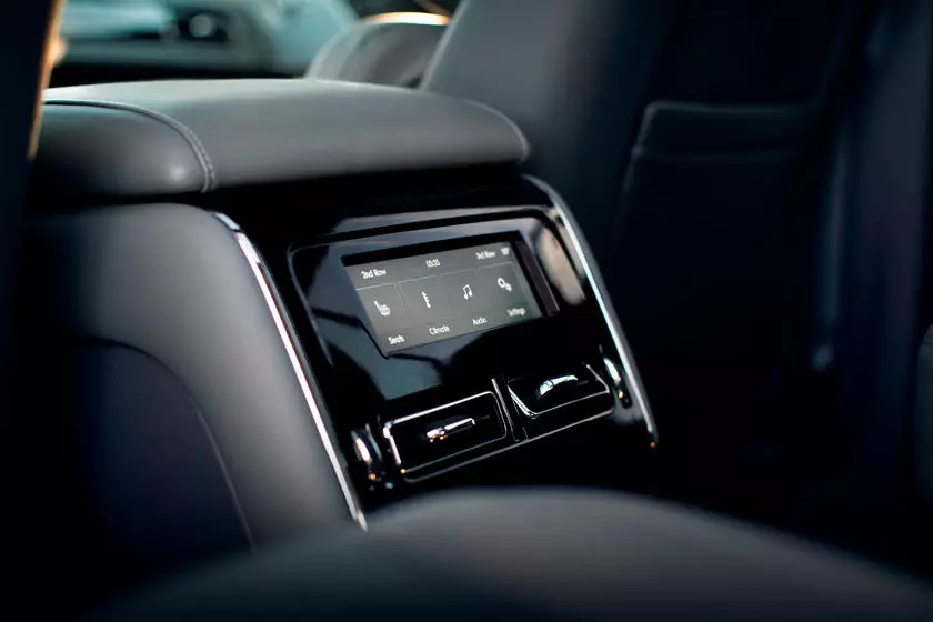 2020-2022 Lincoln Aviator Yageze hamwe na Tekinoroji Yambere na Hybrid Power Central Console