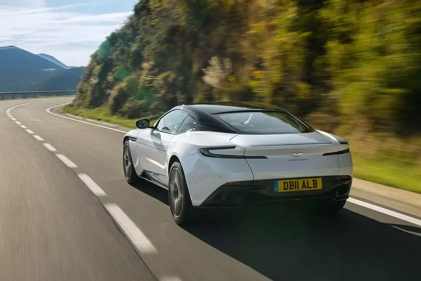 Tack vare DB11 hade Aston Martin sitt bästa försäljningsår på nästan ett decennium 64089_2