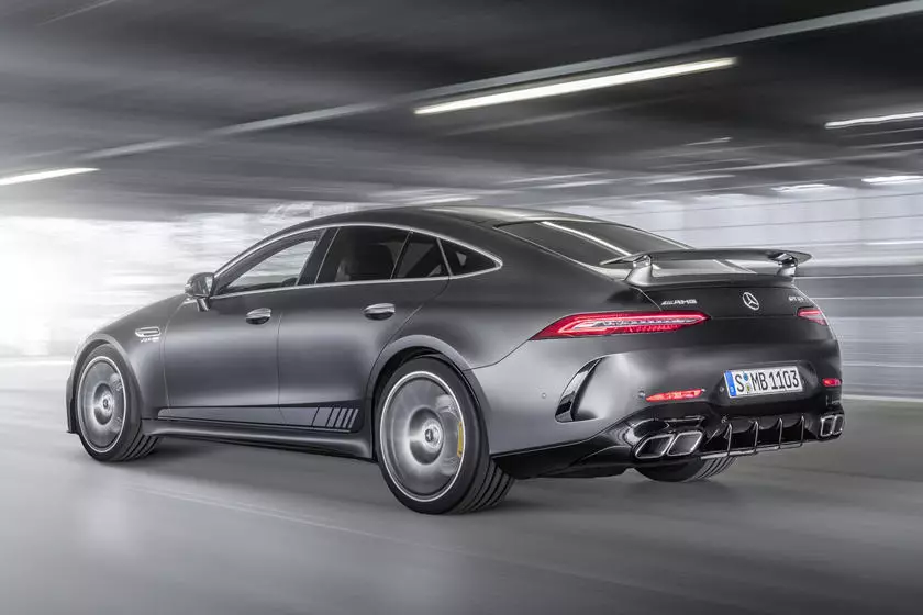 مرسڊيز-AMG GT 4-دروازو اڳي کان وڌيڪ خراب نظر اچي ٿو 6408_8