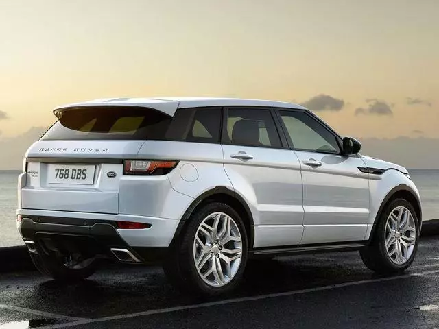 Kasvokorjattu 2016 Range Rover paljastettiin, ja siinä on lievä kosmeettinen leikkaus 64149_3