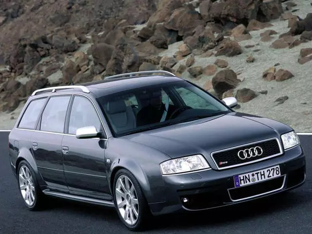 Mobil Keluarga Paling Bosen: Audi RS6 Avant 64209_2