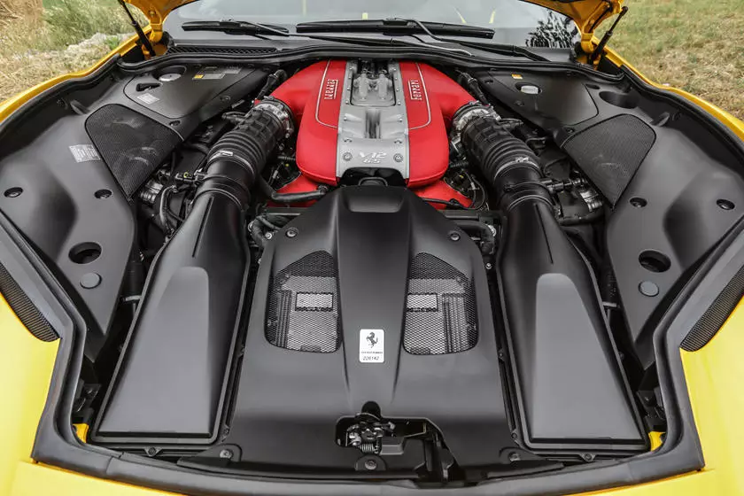 Ferrari kiếm bộn tiền vào mùa hè năm ngoái nhờ những chiếc siêu xe động cơ V8 64240_11