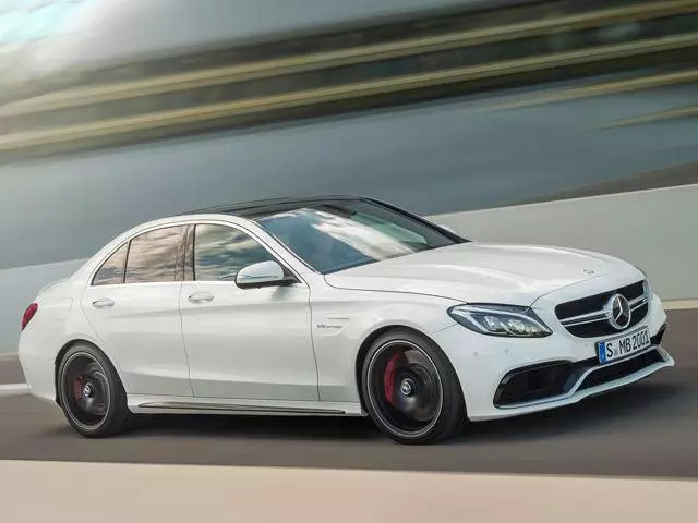 Ահա թե ինչ կվճարեք 2015 թվականի Mercedes-AMG C63-ի համար 64265_2