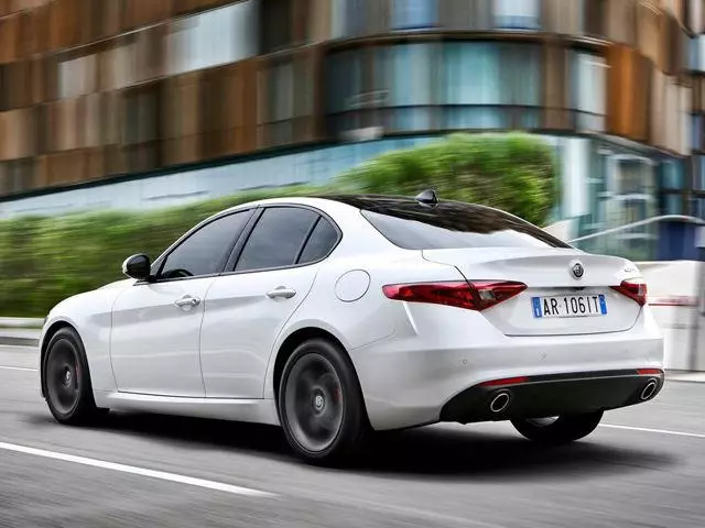 Se jkun hemm Alfa Romeo Giulia Veloce 2019 B'350-HP? 6437_2