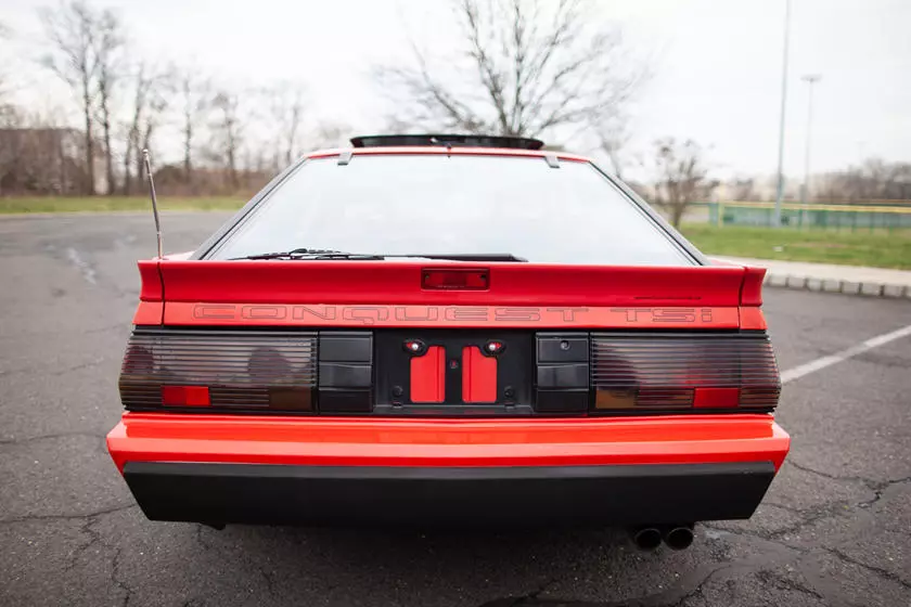 Kho báu hàng tuần: 1988 Chrysler Conquest TSi 64421_12