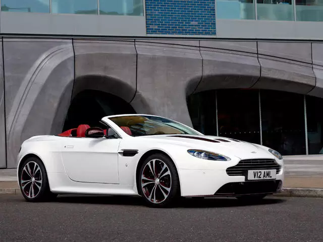 Aston devwale V12 Vantage Roadster 64610_3