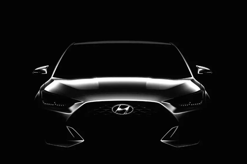 Hyundai သည် Veloster Teaser ပုံအသစ်များ အတွဲလိုက်ကို ဖြန့်ချိခဲ့သည်။ 64708_1