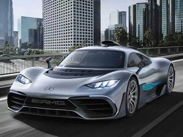 Nézze meg, hogyan teheti a Photoshop még szebbé az AMG Project One-t 64768_2