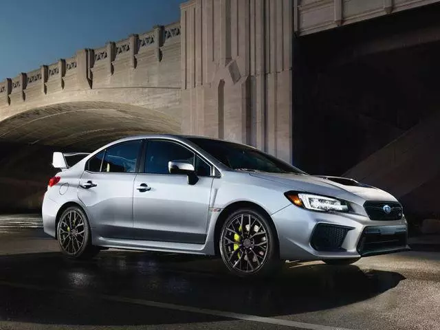 Wiwo akọkọ wa ni Subaru WRX Tuntun Yoo ṣẹlẹ ni oṣu ti n bọ 64945_3