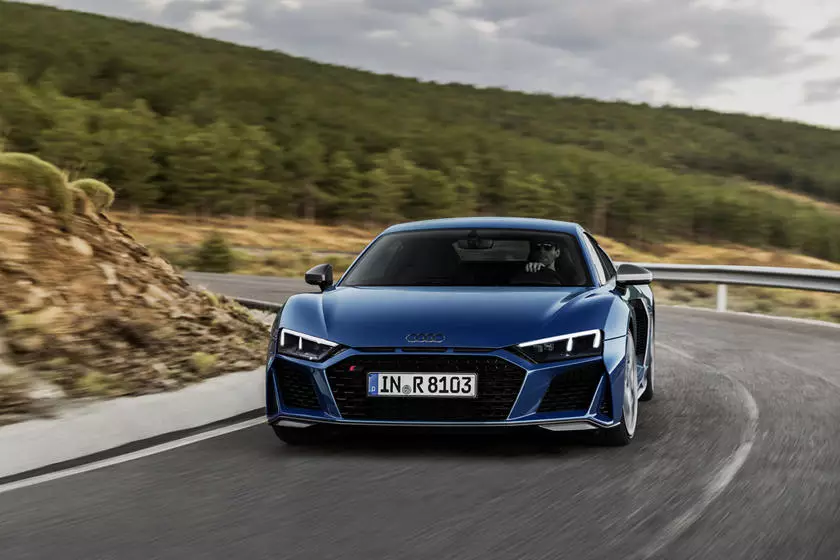 Ni Fydd Audi R8 â Phwer V6 Byth 65106_2