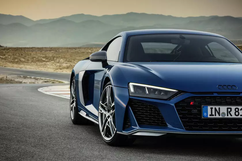 Sẽ không bao giờ có một chiếc Audi R8 trang bị động cơ V6 65106_7