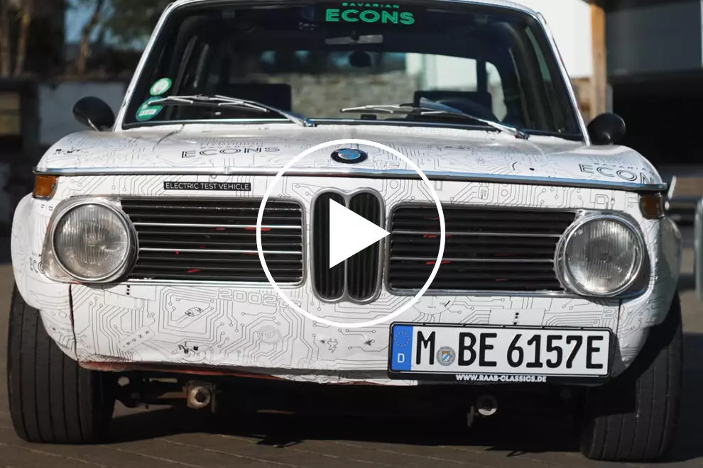 Tesla-Swapped BMW 2002 Nyaeta Mobil Coolest Dina Nurburgring Ayeuna