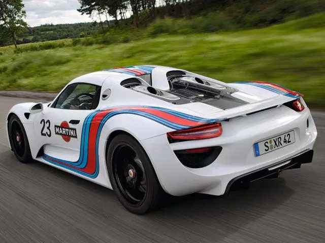 Uasghrádú Porsche 918 Spyder 65599_5