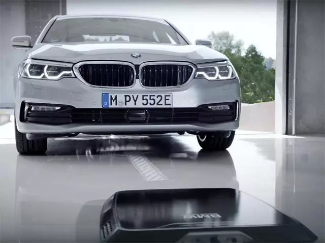 BMW, Arabanızı Kablosuz Olarak Nasıl Şarj Etmenizi İstiyor? 65618_2