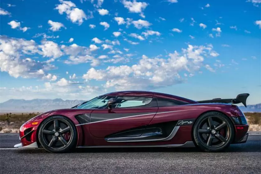 The Koenigsegg Agera RS peupeus leuwih ti ngan rekor speed pangluhurna