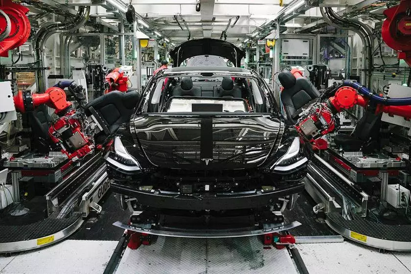 Pemerintah AS Telah Memanggil Tesla Atas Nomor Produksi Model 3 yang Dipertanyakan 65922_10