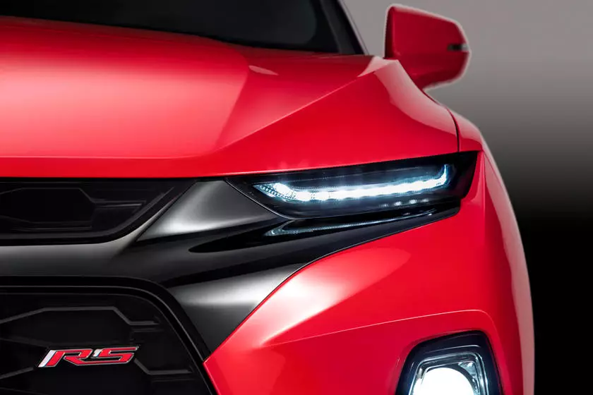 2019 Chevrolet Blazer သည် စျေးသက်သက်သာသာဖြင့် လုံးဝရွေးချယ်ခွင့်မရှိပါ။ 66148_2