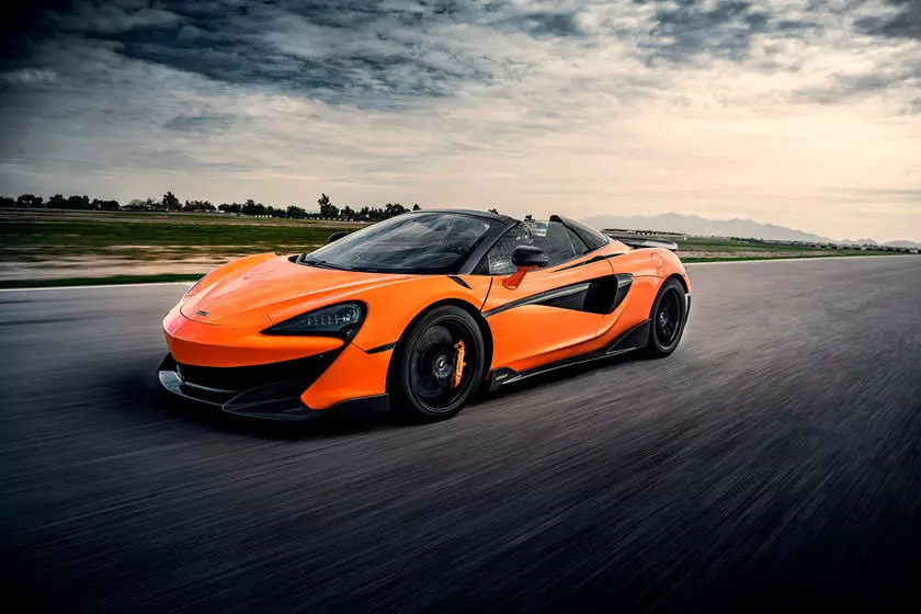 Агляд 2019 McLaren 600LT Spider First Drive: кабрыялет гоначны аўтамабіль для дарогі 66186_26