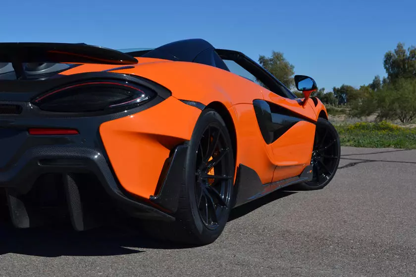 2019 McLaren 600LT Spider Premye Kondwi Revizyon: Yon Machin kous dekapotab pou wout la 66186_35