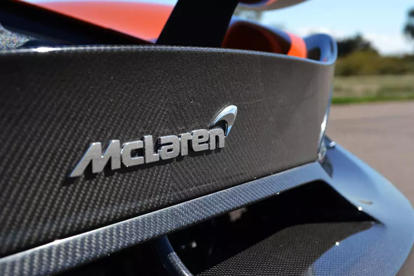 Агляд 2019 McLaren 600LT Spider First Drive: кабрыялет гоначны аўтамабіль для дарогі 66186_36