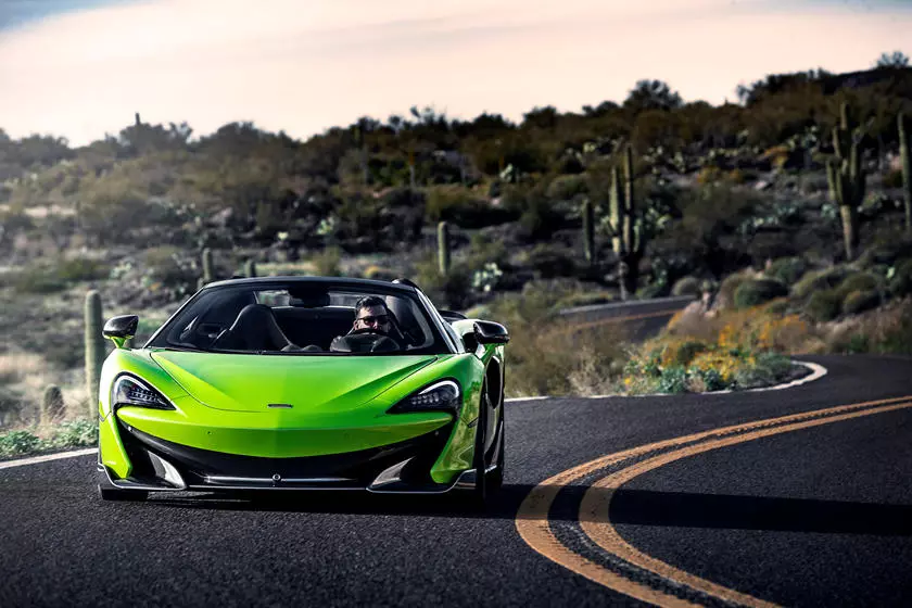 2019 McLaren 600LT Spider-aren lehen diskoaren berrikuspena: errepiderako lasterketa-auto bihurgarria 66186_41