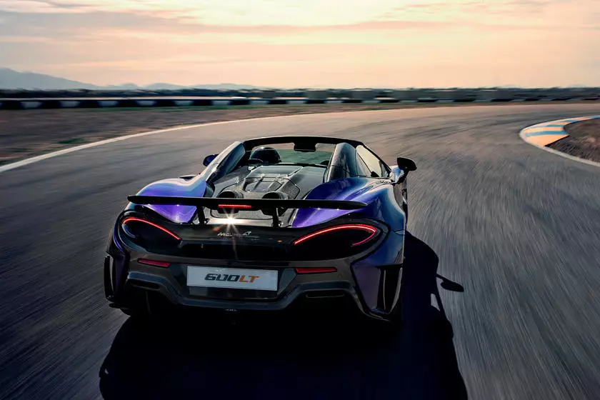 Агляд 2019 McLaren 600LT Spider First Drive: кабрыялет гоначны аўтамабіль для дарогі 66186_48