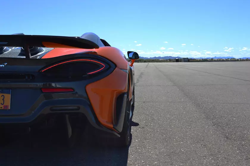 2019 McLaren 600LT Spider First Drive Pregled: Kabriolet dirkalnik za cesto 66186_63