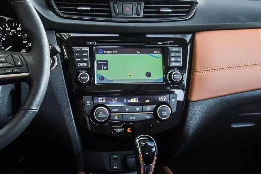 2017-2020 Nissan Rogue Infotainment System