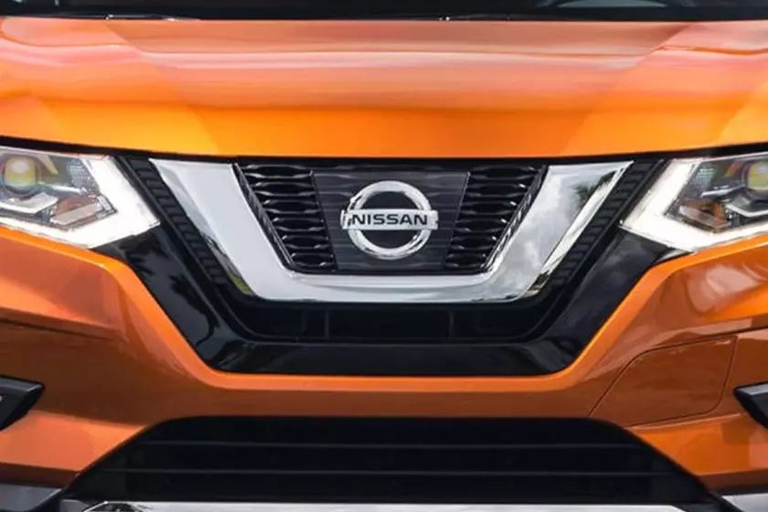 2017-2020 Nissan Rogue Front View