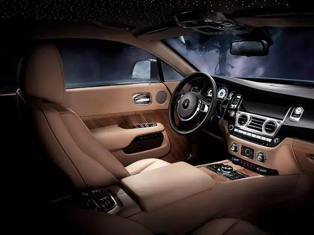 Rolls-Royce revela Wraith em Genebra 66276_2