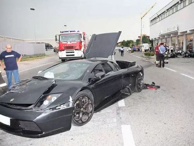 DFA semanal: Lamborghini Murcielago choca contra motocicletas BMW 66389_1