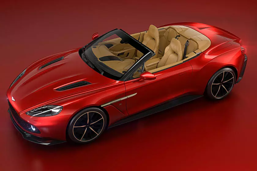 Бир жигит төртөө тең Aston Martin Vanquish Zagatos сатып алды 6641_11