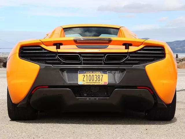 5 Awayên Dinyayê Diguhere Gava ku hûn li pişt çerxa McLaren 650S Spider in 66523_5