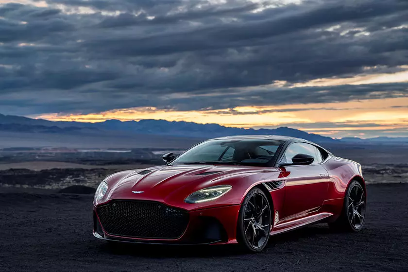 Maaaring Itapon ng Aston Martin ang V8 ng AMG Para sa Bagong Straight-Six 6657_6