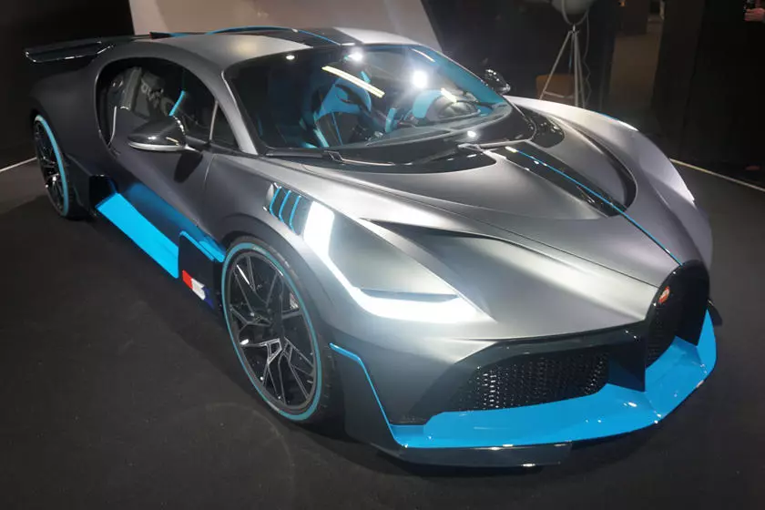 ڇا ھڪڙو Bugatti Divo Speedster Debut لاءِ سيٽ آھي؟ 66591_5